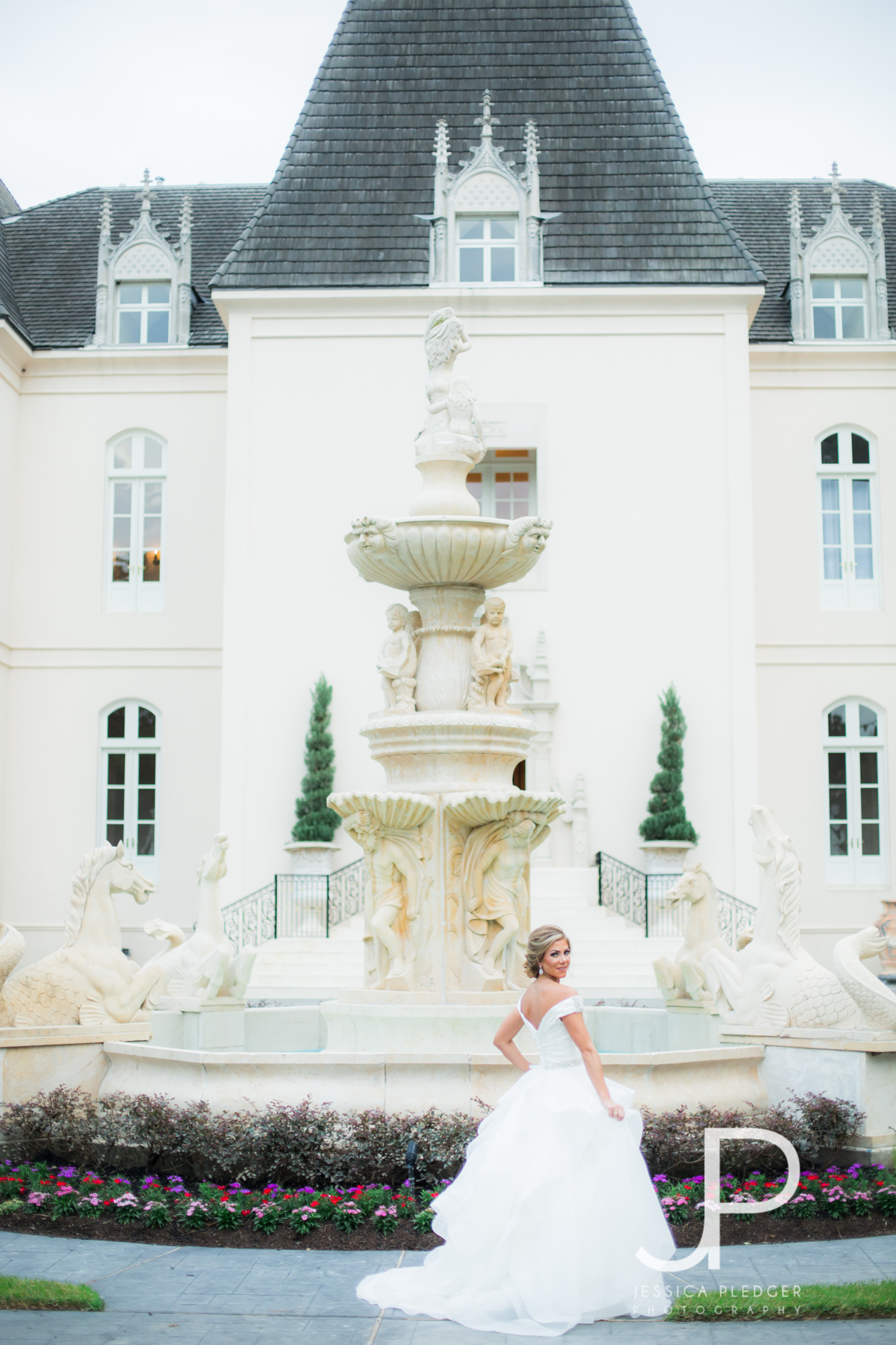 McKenna's Bridals | Chateau Cocomar | Houston Wedding Photographer ...