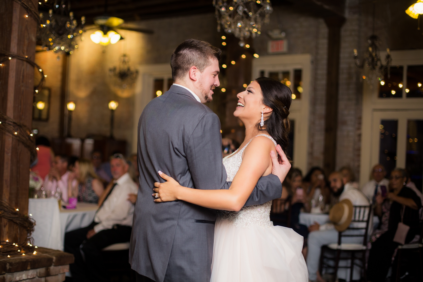 Christina & Alex Wedding | Butler's Courtyard - Jessica Pledger Photography